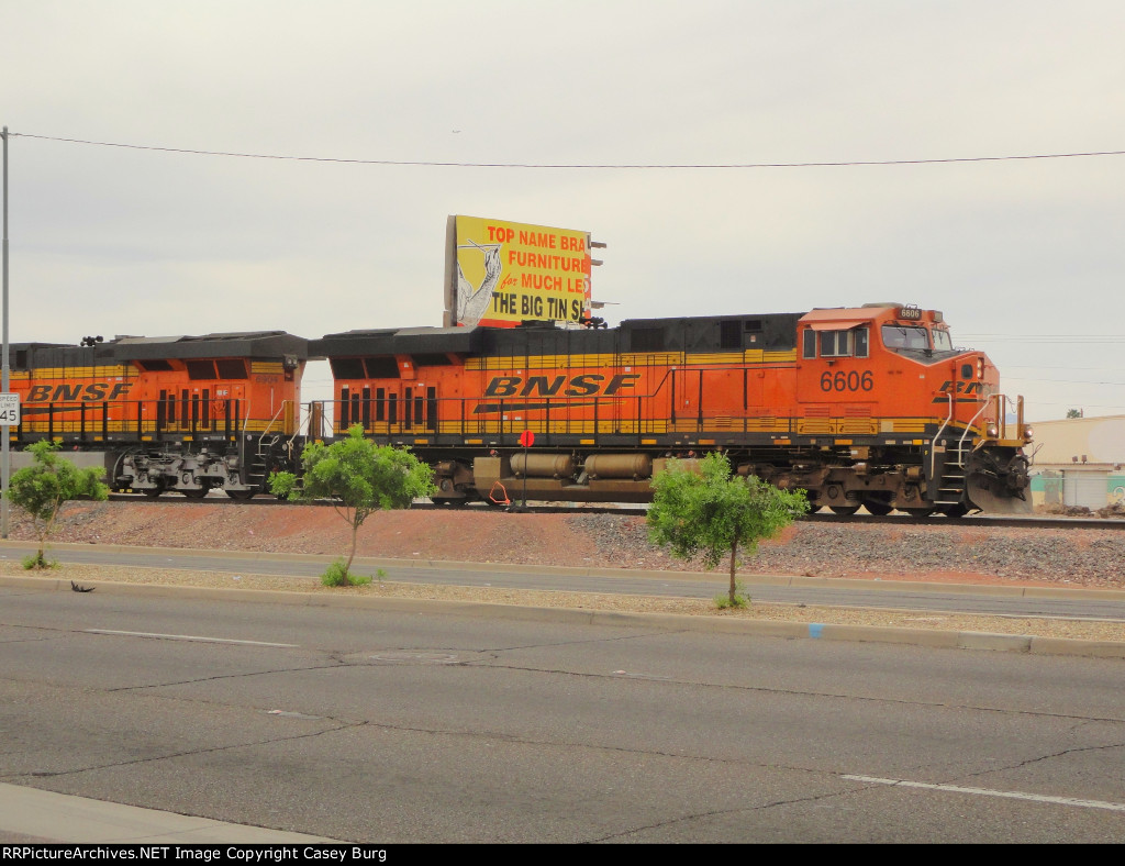 BNSF 6606
